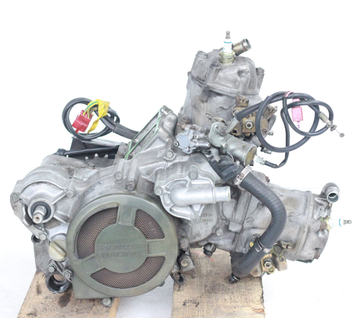 SALE NSR250R MC28 SP 実動 動画有り エンジン 乾式 MC16E-1304 B1 198(エンジン本体)｜売買されたオークション情報、yahooの商品情報をアーカイブ公開 ...