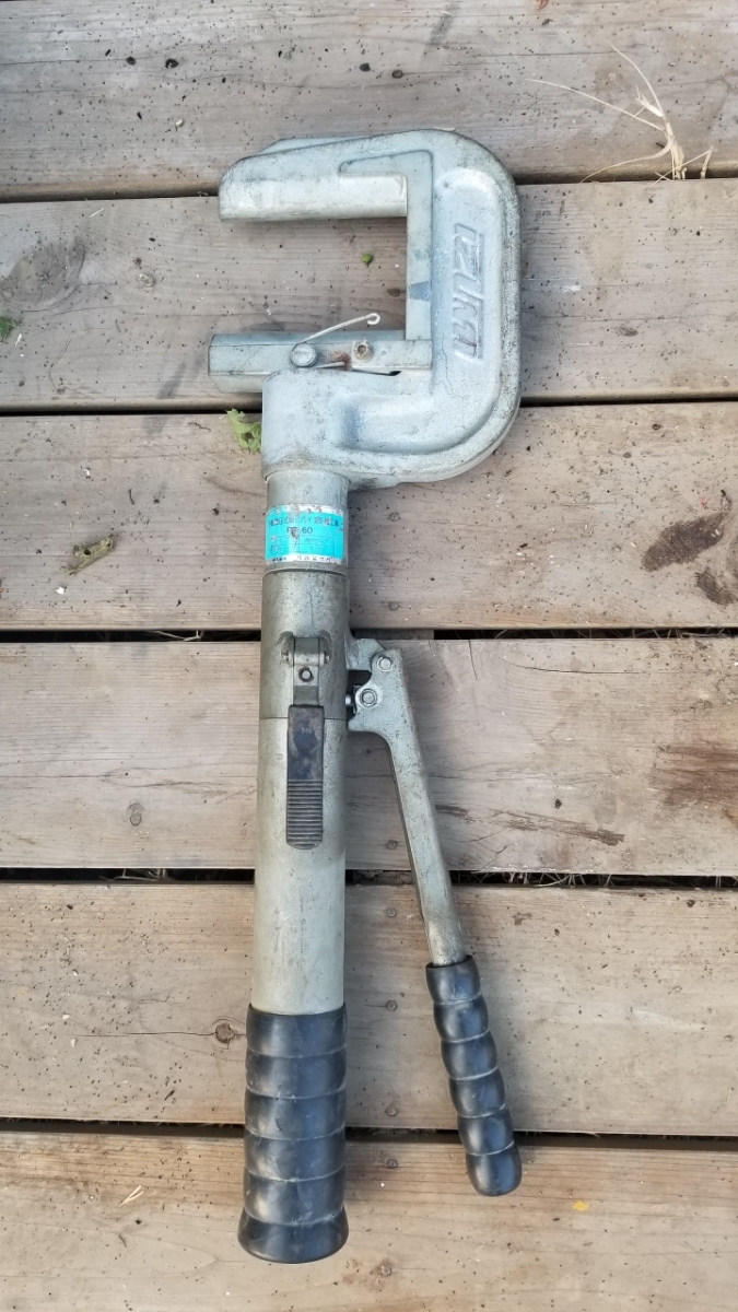 IZUMI 手動油圧式塩ビパイプ圧縮工具 PS-60(圧着工具、ハンドプレス機)｜売買されたオークション情報、yahooの商品情報をアーカイブ公開 - オークファン（aucfan.com）