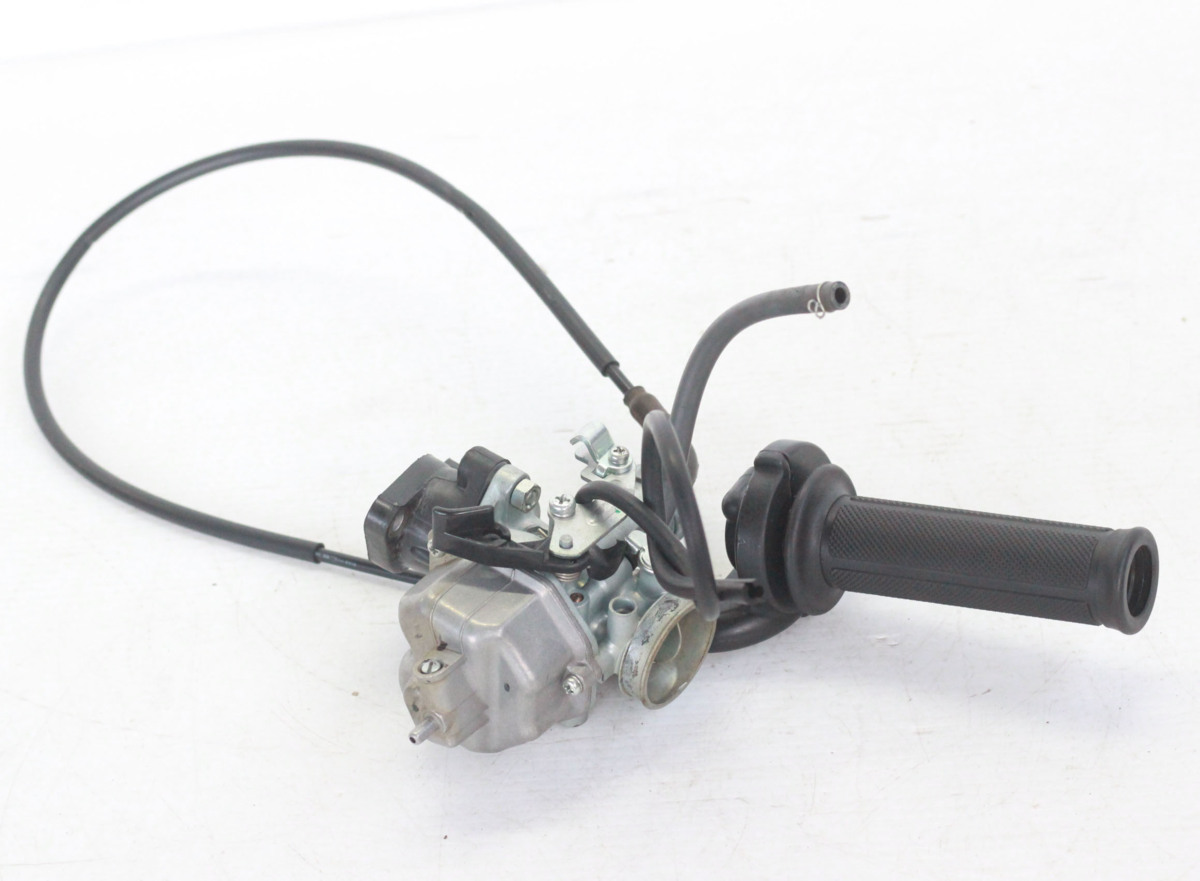 SALE 低走行 NSF100 HR01 キャブレター スロットル セット O2 257 g(キャブレター)｜売買されたオークション情報、yahooの商品情報をアーカイブ公開 - オークファン ...