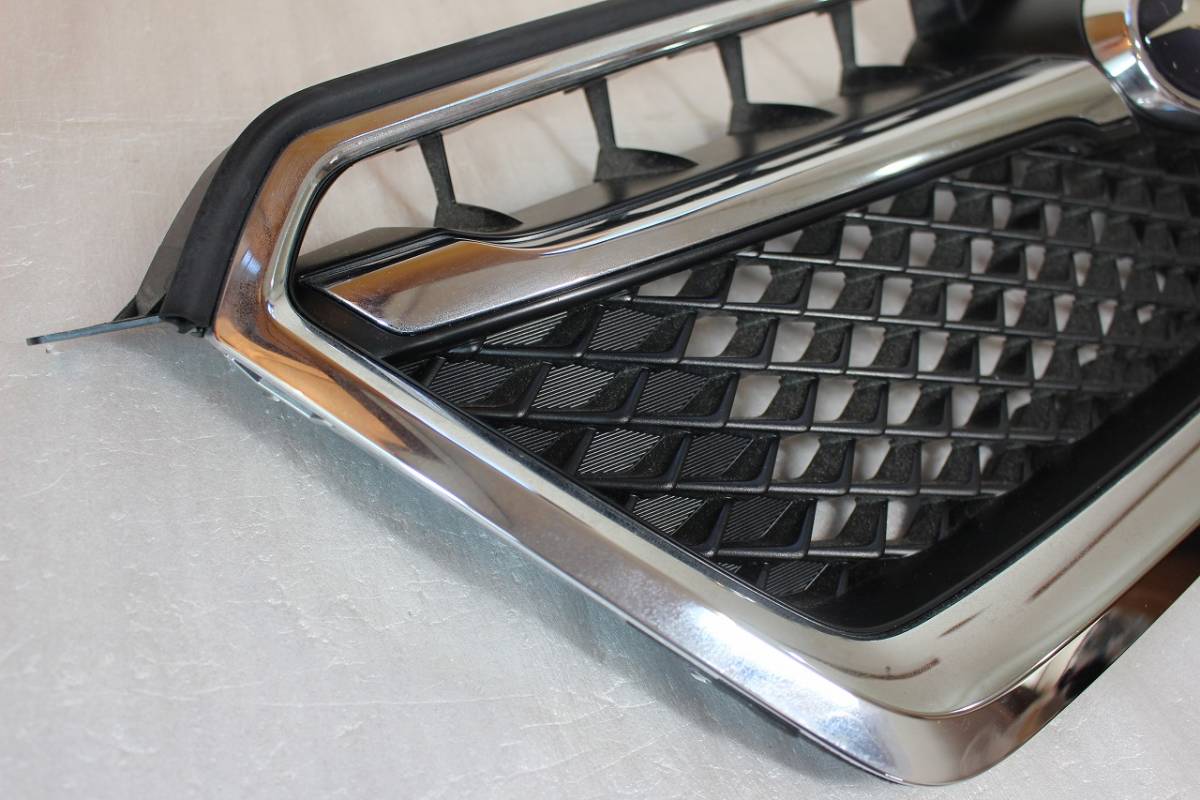 中品 スバル インプレッサ スポーツ 後期 純正 フロントグリル グリル G4 GP2 GP3 GP6 GP7 GJ2 GJ3 GJ6 GJ7 ...