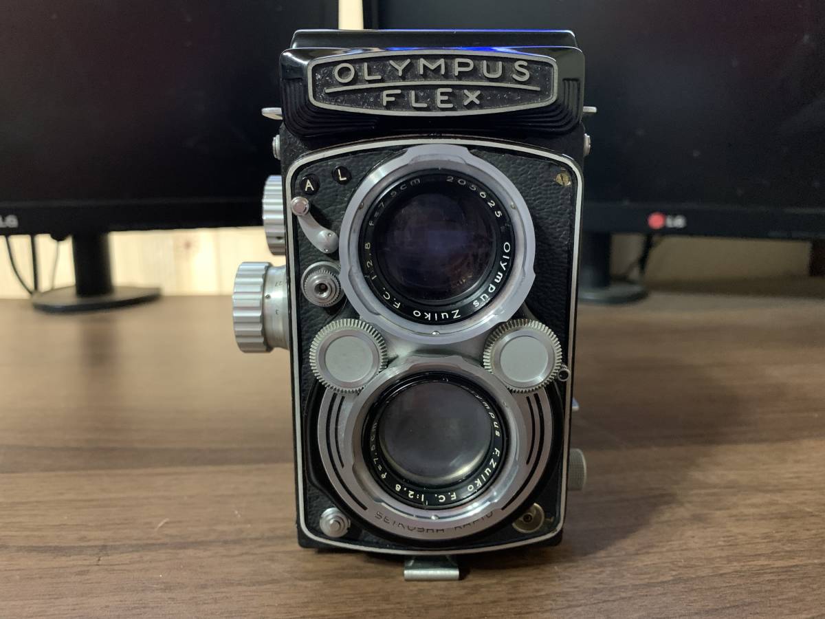OLYMPUS FLEX 75mm 1:2.8 キャップ付 オリンパスフレックス(二眼レフ)｜売買されたオークション情報、yahooの商品情報をアーカイブ公開 - オークファン（aucfan.com）