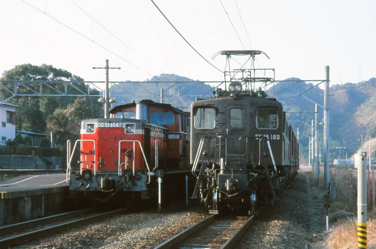DD51 1042&EF15 189 KG写真(鉄道)｜売買されたオークション情報、yahooの商品情報をアーカイブ公開 - オークファン ...