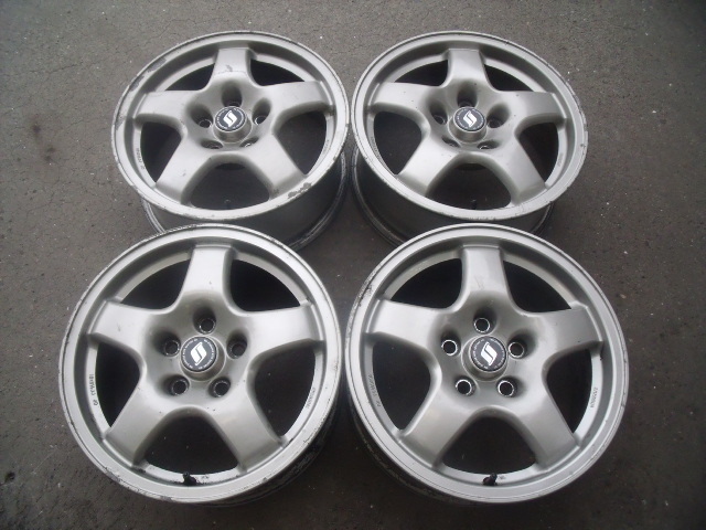 R32スカイライン純正 16×6.5J＋40 114.3－5H 4本 NCR32 HNR32 その他車種流用などに Hw(純正品)｜売買された ...