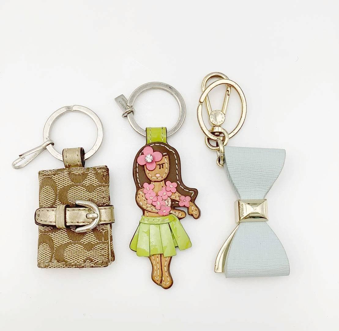 キーホルダー COACH コーチ FURLA キーホルダー チャーム 3点 セット まとめ 3B(コーチ)｜売買されたオークション情報、yahooの商品情報をアーカイブ公開 - オークファン ...