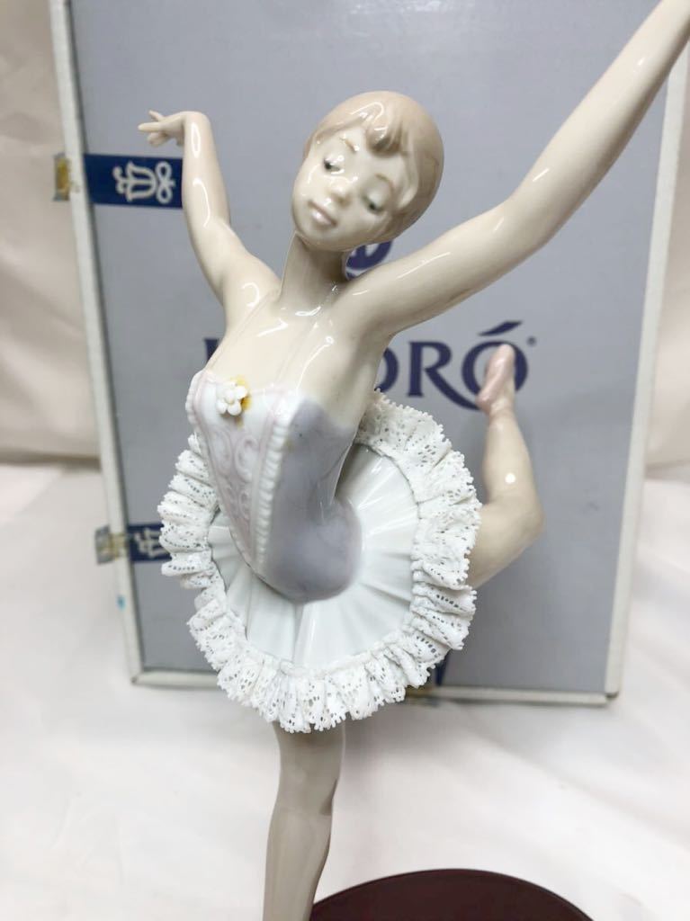 D80 LLADRO リヤドロ バレリーナ 5816 アンティーク 人形 珍しい スタンディング 5b(リヤドロ)｜売買されたオークション情報、yahooの商品情報をアーカイブ公開 ...
