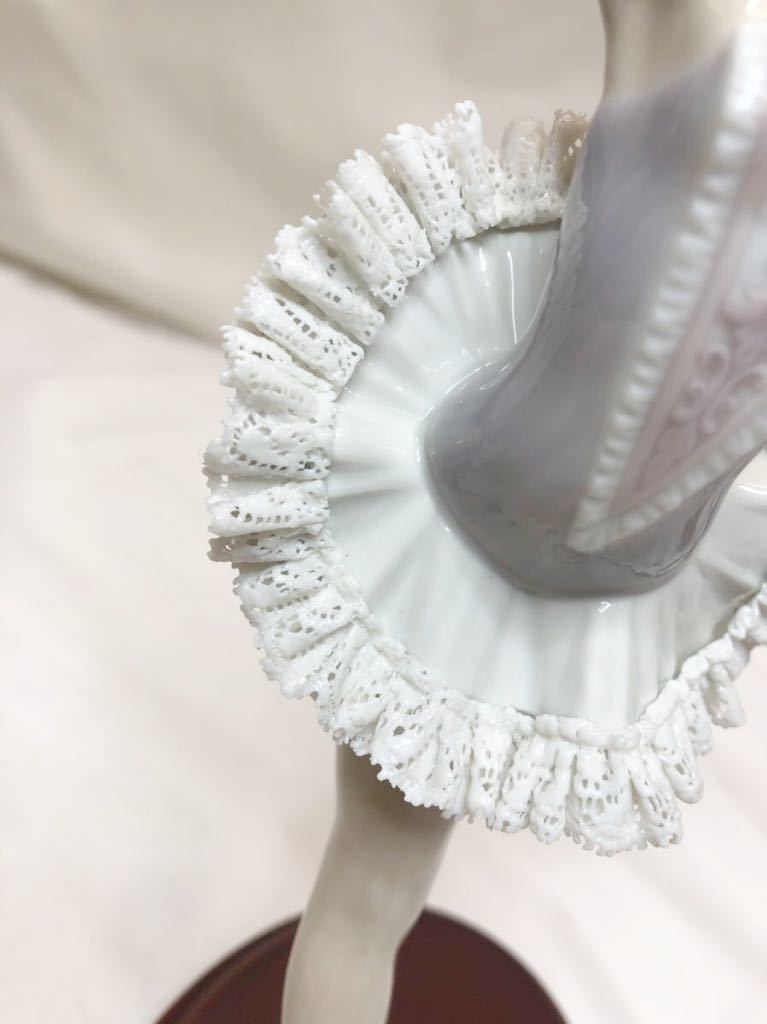 D80 LLADRO リヤドロ バレリーナ 5816 アンティーク 人形 珍しい スタンディング 5b(リヤドロ)｜売買されたオークション情報 ...
