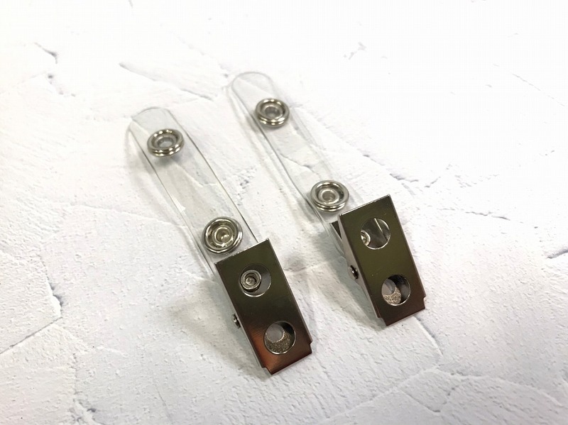 米軍放出品 BadgeMates IDカードホルダークリップ バッジホルダークリップ 100個 60 RE24ZK-W(オフィス用品一般 ...