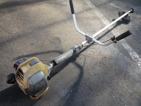 ロビン Robin 32cc 刈払機/草刈機 NB321(刈払機)｜売買されたオークション情報、yahooの商品情報をアーカイブ公開 - オークファン（aucfan.com）