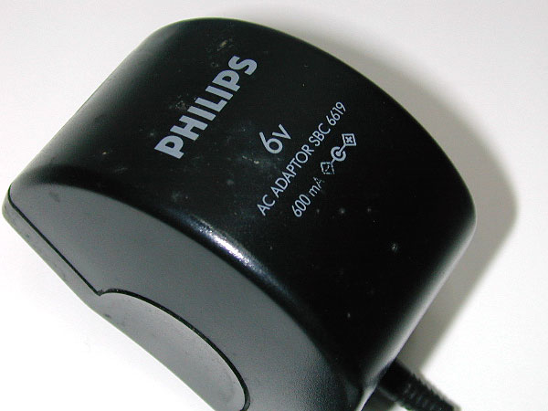 レア PHILIPS AZ6829/06 ポータブルCDプレーヤー(CDプレーヤー)｜売買されたオークション情報、yahooの商品情報を ...