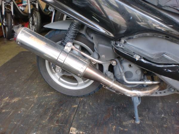 マジェスティ125 キャブ/FI 5CA MAC-MRD製 カスタムマフラー(マフラー本体（社外）)｜売買されたオークション情報、yahooの商品情報をアーカイブ公開 - オークファン ...