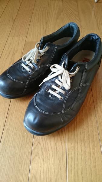 カンペール Camper ぺロータス 44 黒(44（28.5cm目安）)｜売買されたオークション情報、yahooの商品情報をアーカイブ公開 - オークファン（aucfan.com）