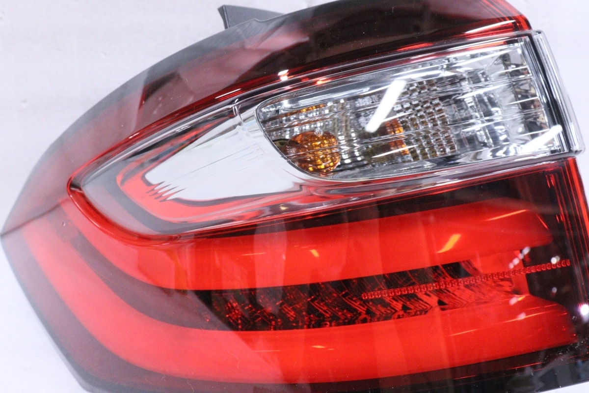 10-352 後期 LED RC1 オデッセイ 左テールライト 33550-T6AW ASSY 純正 ホンダ KK(テールライト)｜売買されたオークション情報、yahooの商品情報をアーカイブ ...