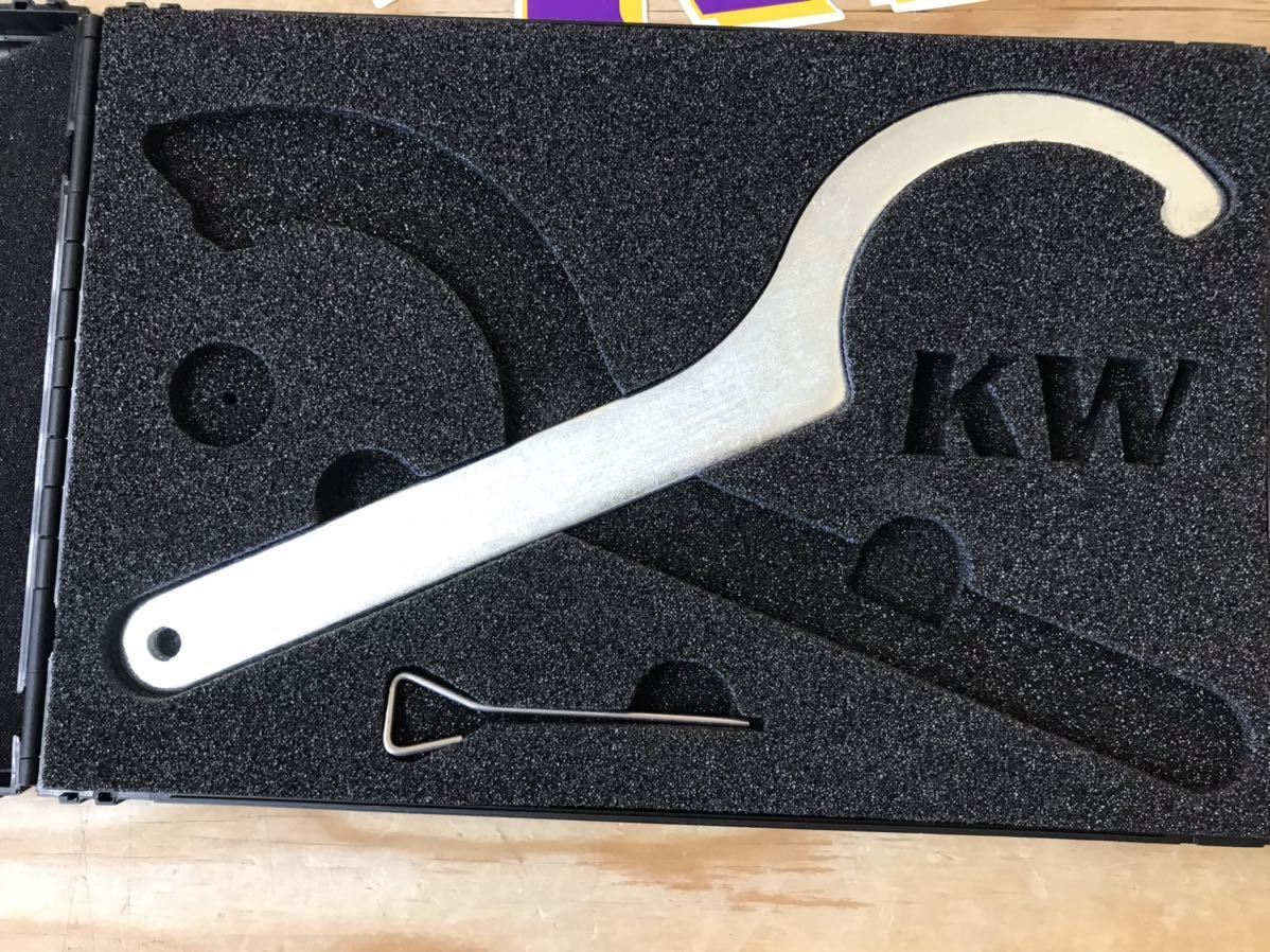 mD 60 KW TOOL KIT カーヴェー ツールキット ステッカー ケースに難あり(工具)｜売買されたオークション情報、yahooの商品情報をアーカイブ公開 - オークファン ...