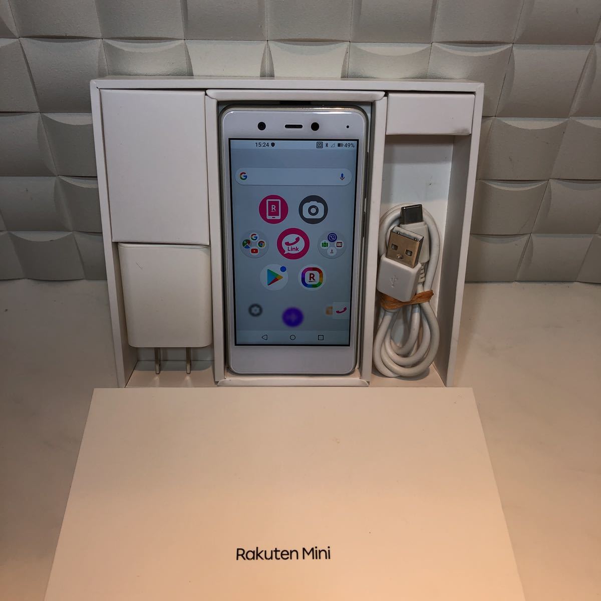 Rakuten mini C330 レッド ホワイト 楽天モバイル 楽天ミニ(国内版SIMフリー)｜売買されたオークション情報、yahooの商品情報をアーカイブ公開 - オークファン ...