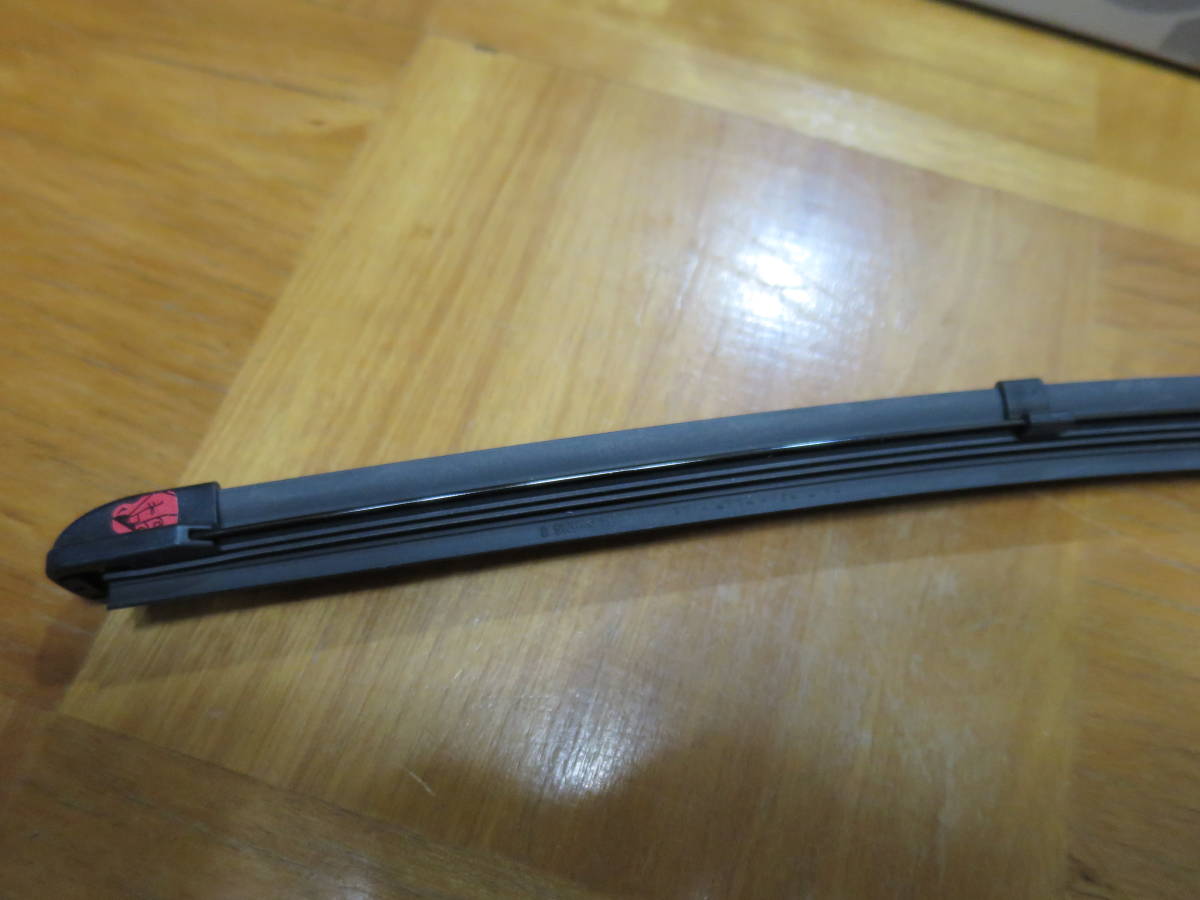 W222 Sクラス 右ハンドル用 純正フロントワイパーブレード 左右 A2228201445(その他)｜売買されたオークション情報、yahoo ...