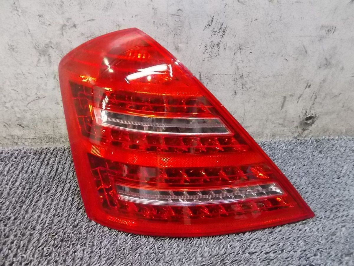 激安 ベンツ W221 S350 Sクラス 社外 LED テールランプ テールライト ブレーキランプ 左 A2218200577 / 4P2 ...
