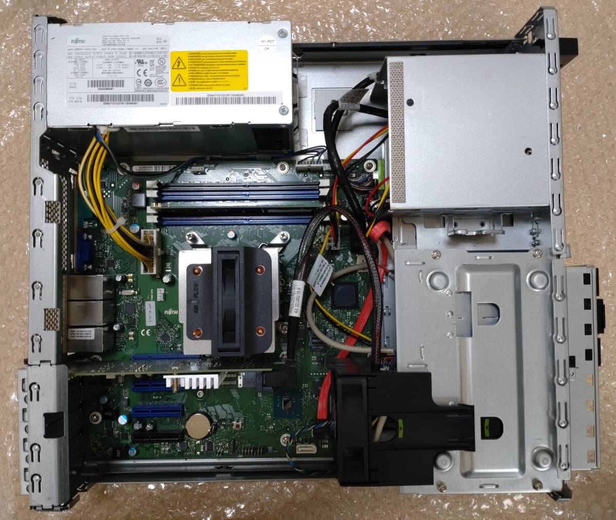 FUJITSU PRIMERGY TX1320 M3 / PS1320 / PY1323ZHY(富士通)｜売買されたオークション情報 ...