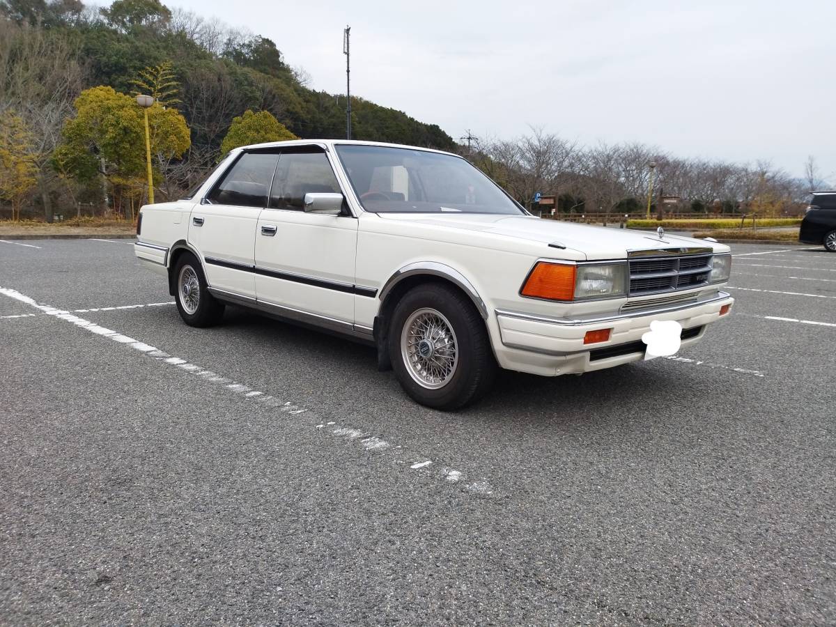 昭和59年式 日産 グロリア Y30 ブロアムターボ 2000cc(セドリック)｜売買されたオークション情報、yahooの商品情報をアーカイブ公開 - オークファン（aucfan.com）