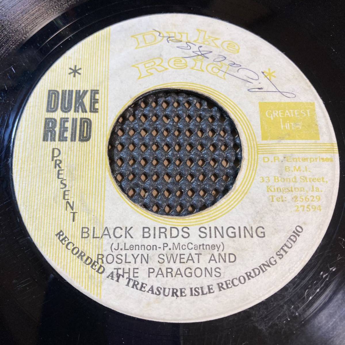 ‘73 // 女性ボーカル // ビートルズ // Roslyn Sweat And The Paragons - Black Birds ...