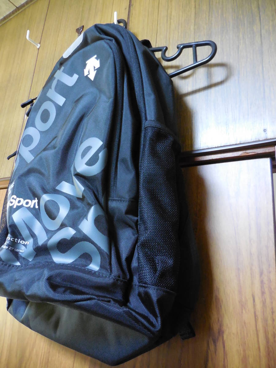 DESCENTE Move Sport デサント バックパック リュック 黒 25L(リュックサック、デイパック)｜売買されたオークション情報 ...