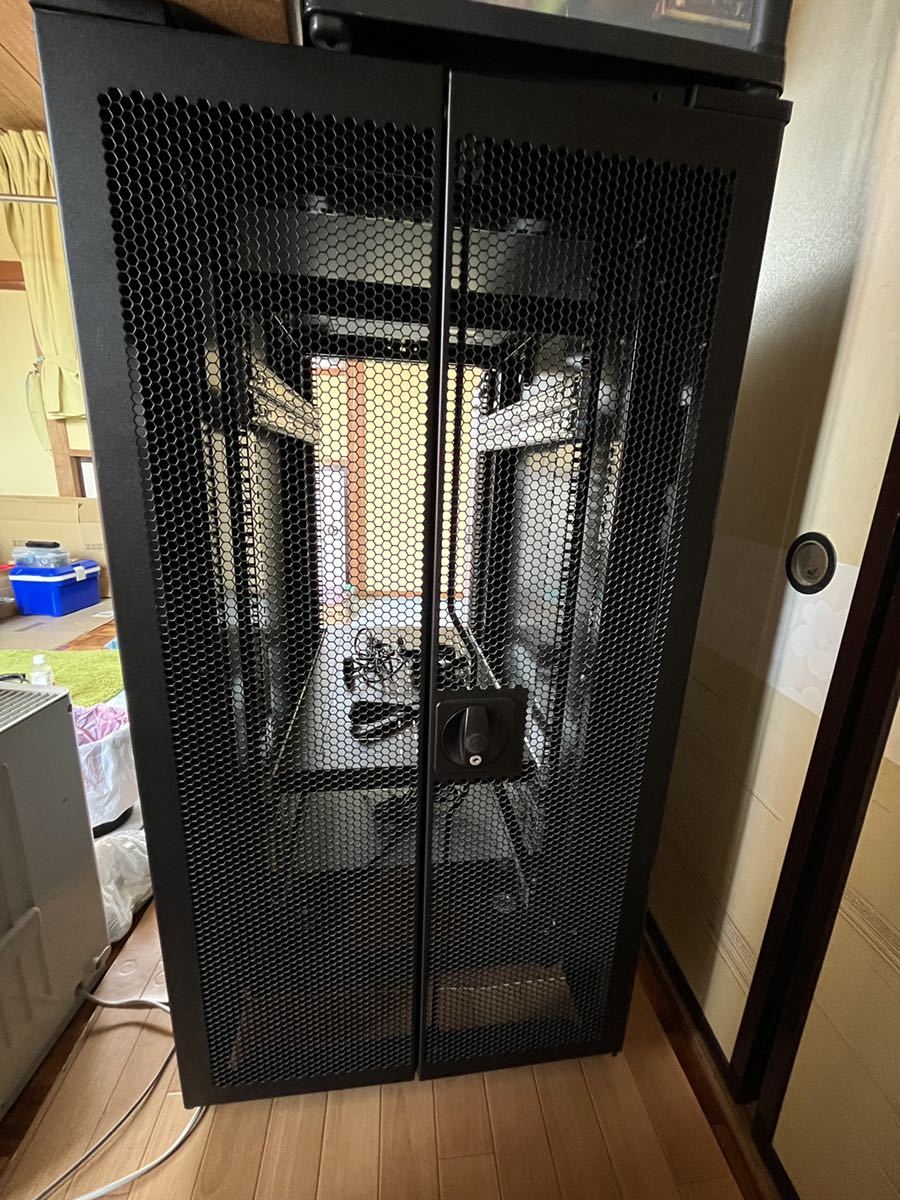 DELL 24U サーバーラック/Dell PowerEdge 2420 Rack Enclosure 沖縄 離島発送不可 個人宅個人使用限定 ...