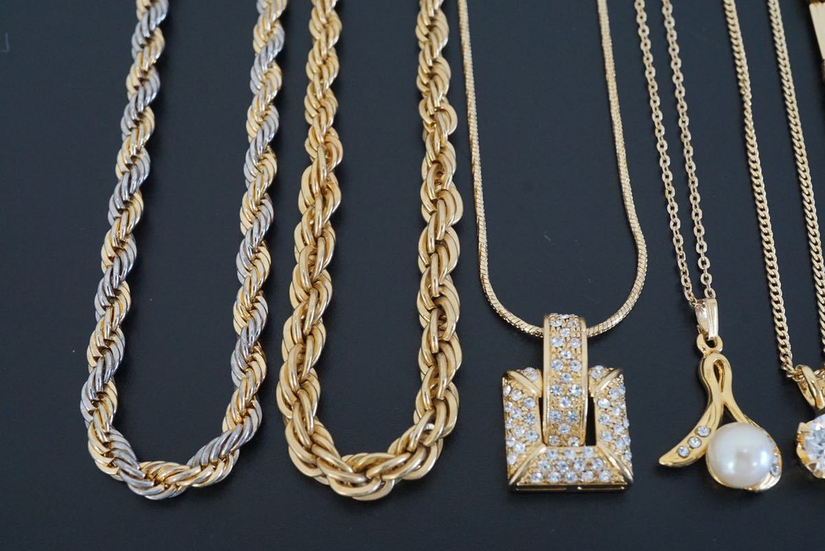 C353 K18含む ヴィンテージ ネックレス ペンダント ブレスレット 11点セット アクセサリー 18金 大量 まとめて おまとめ まとめ売り(その他)｜売買されたオークション情報 ...