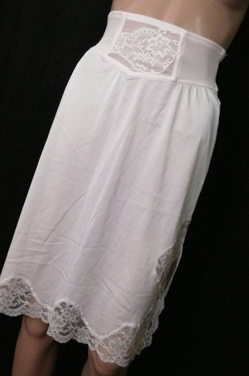 E47 グンゼボーン入りニッパーペチコート M(Mサイズ)｜売買されたオークション情報、yahooの商品情報をアーカイブ公開 - オークファン ...