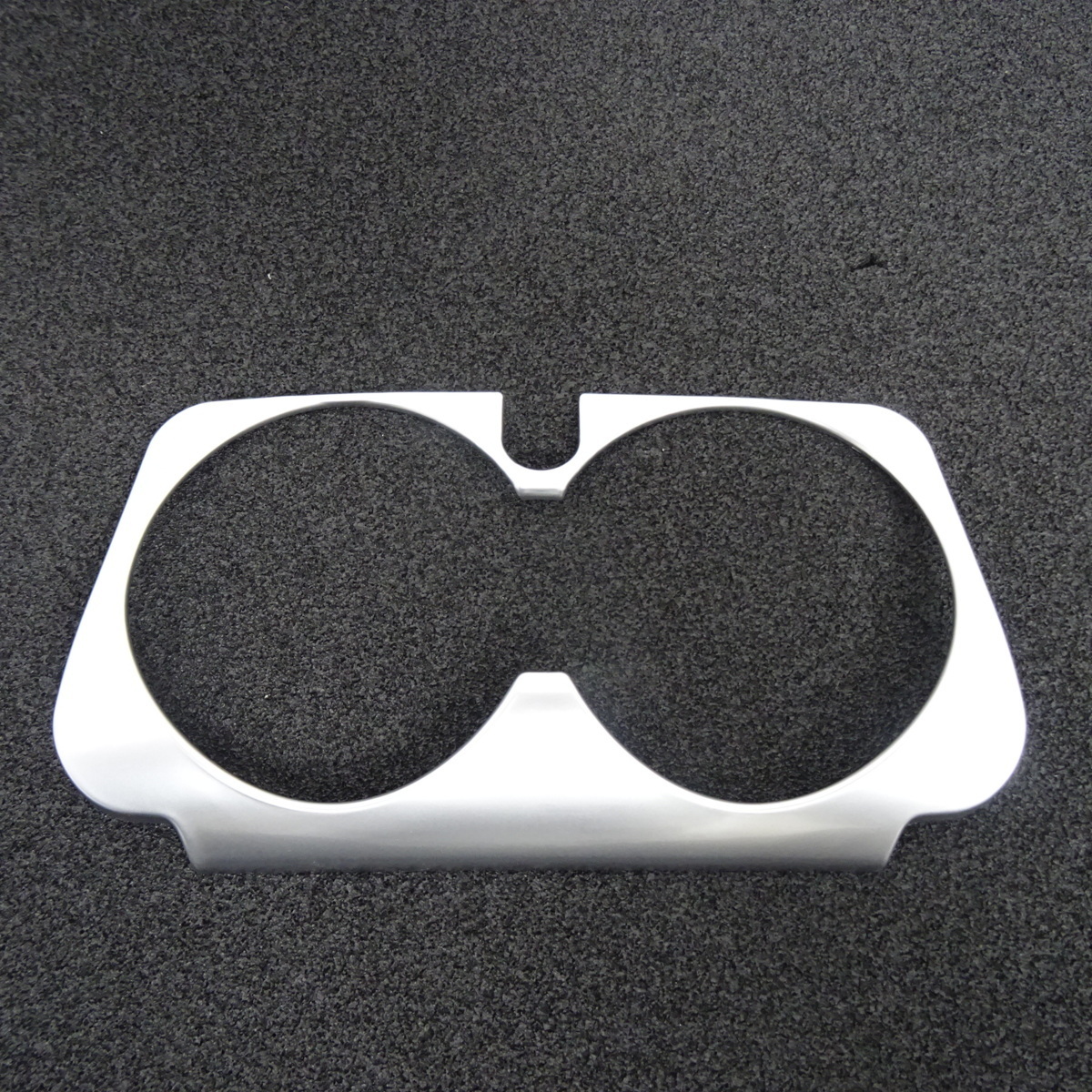 高品格 ベンツ サテンシルバー フロント ドリンクホルダー カバー W213 S213 E200 E220d E250 E350e E400 E450 E43 E53 E63 ワゴン(メルセ ...