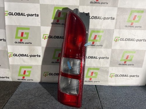 GP 純正品 トヨタ ハイエース/レジアスエース TRH214/219/GDH200系 テールランプ 左 81561-26201(テールライト ...