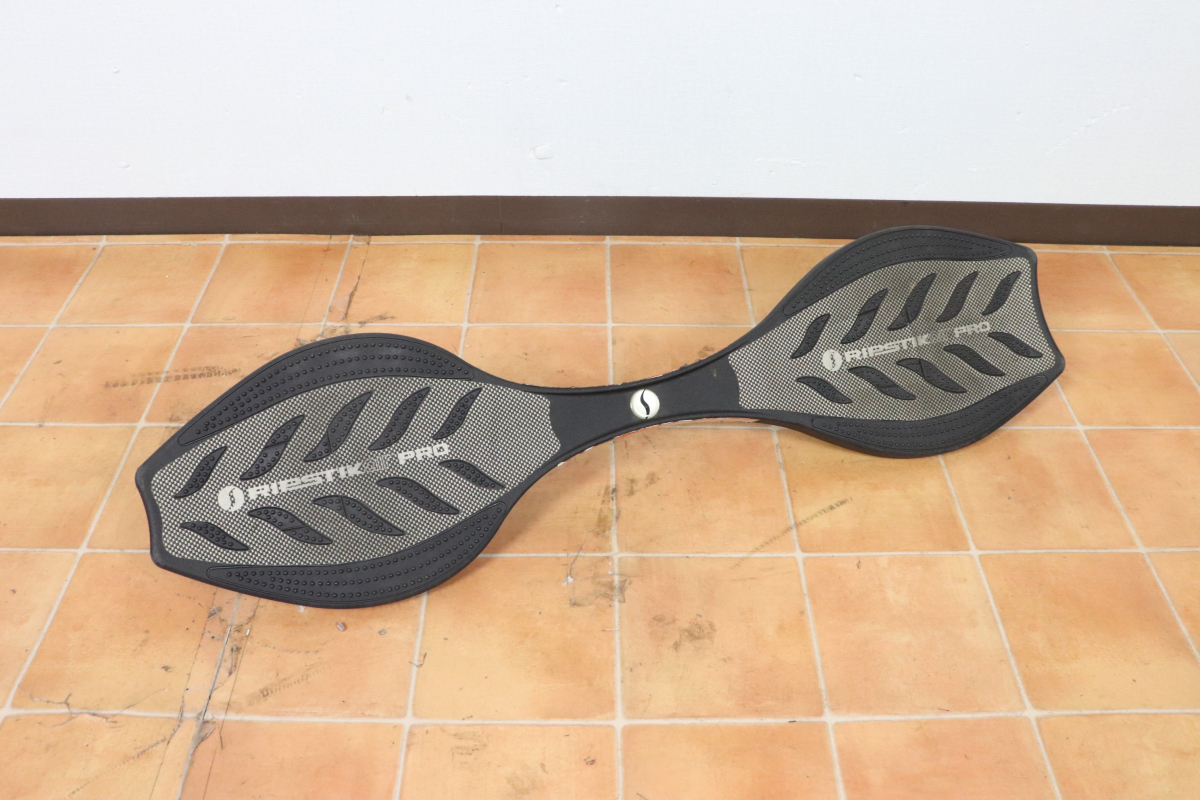 スケートボード用品まとめ Ripstik Air Pro /SILVER FOX ヘルメット プロテクター/BRAVE BOARD 収納ケース ...