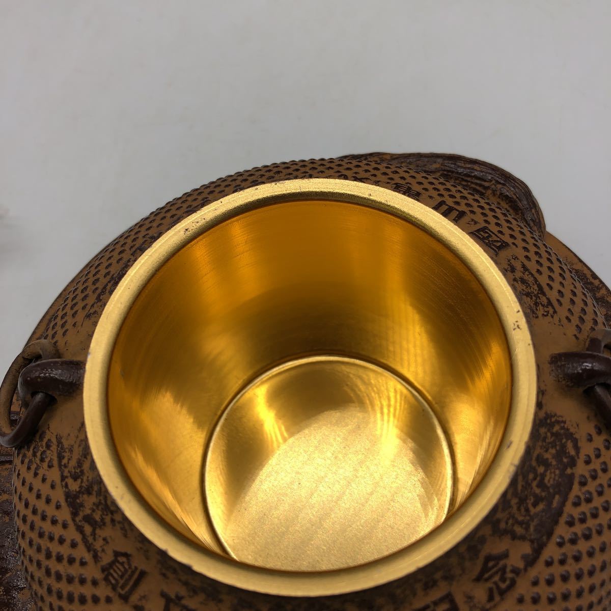 1091A 南部鉄器 たぬき 親子 記念品 灰皿 ビンテージ 狸 タヌキ 本場 盛岡 たばこセット 親子たぬき 鑑賞 ライター たばこ 可愛い ...
