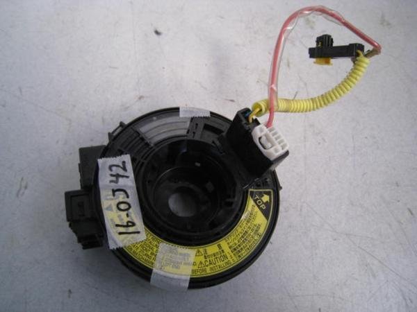 クロックスプリングの値段と価格推移は？｜263件の売買情報を集計したクロックスプリングの価格や価値の推移データを公開