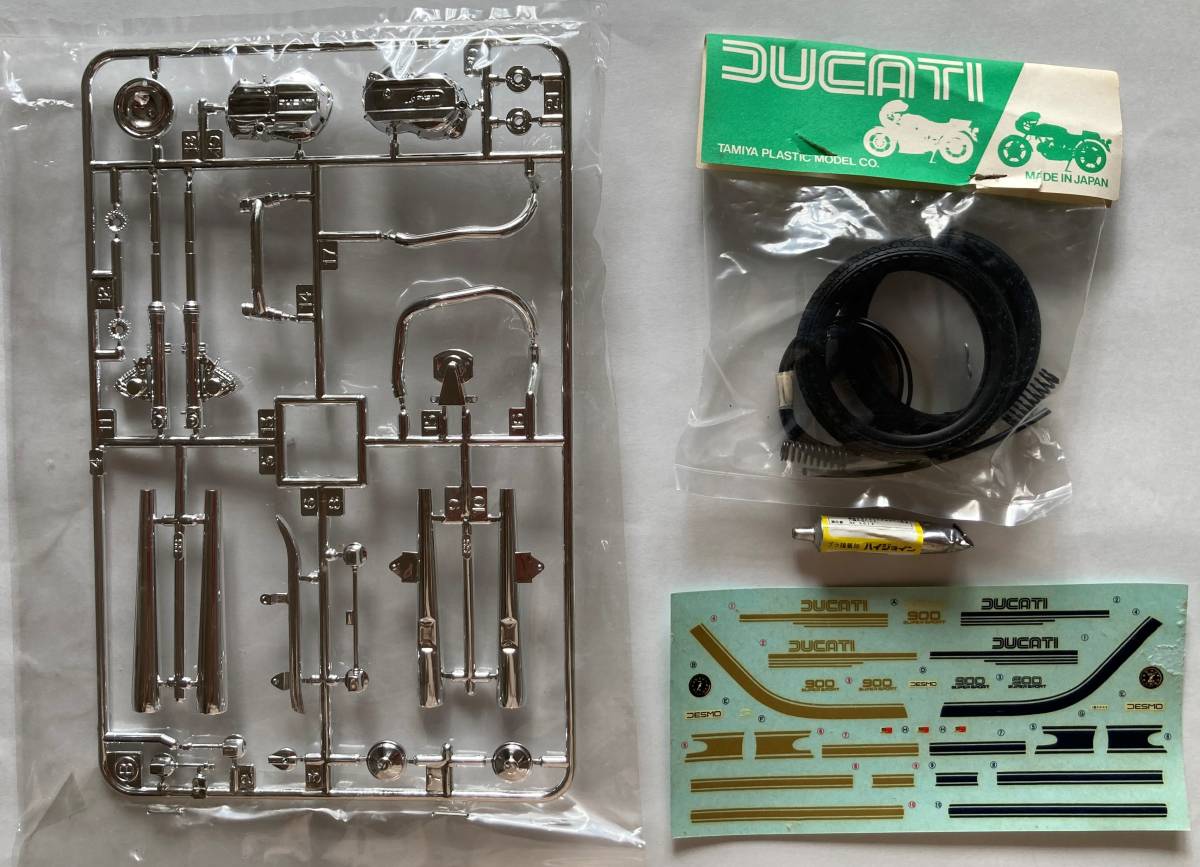 タミヤ 1/12 DUCATI 900SS ドゥカティ900SS ＋Acu Stionエッチングパーツ(オートバイ)｜売買されたオークション情報、yahooの商品情報をアーカイブ公開 ...