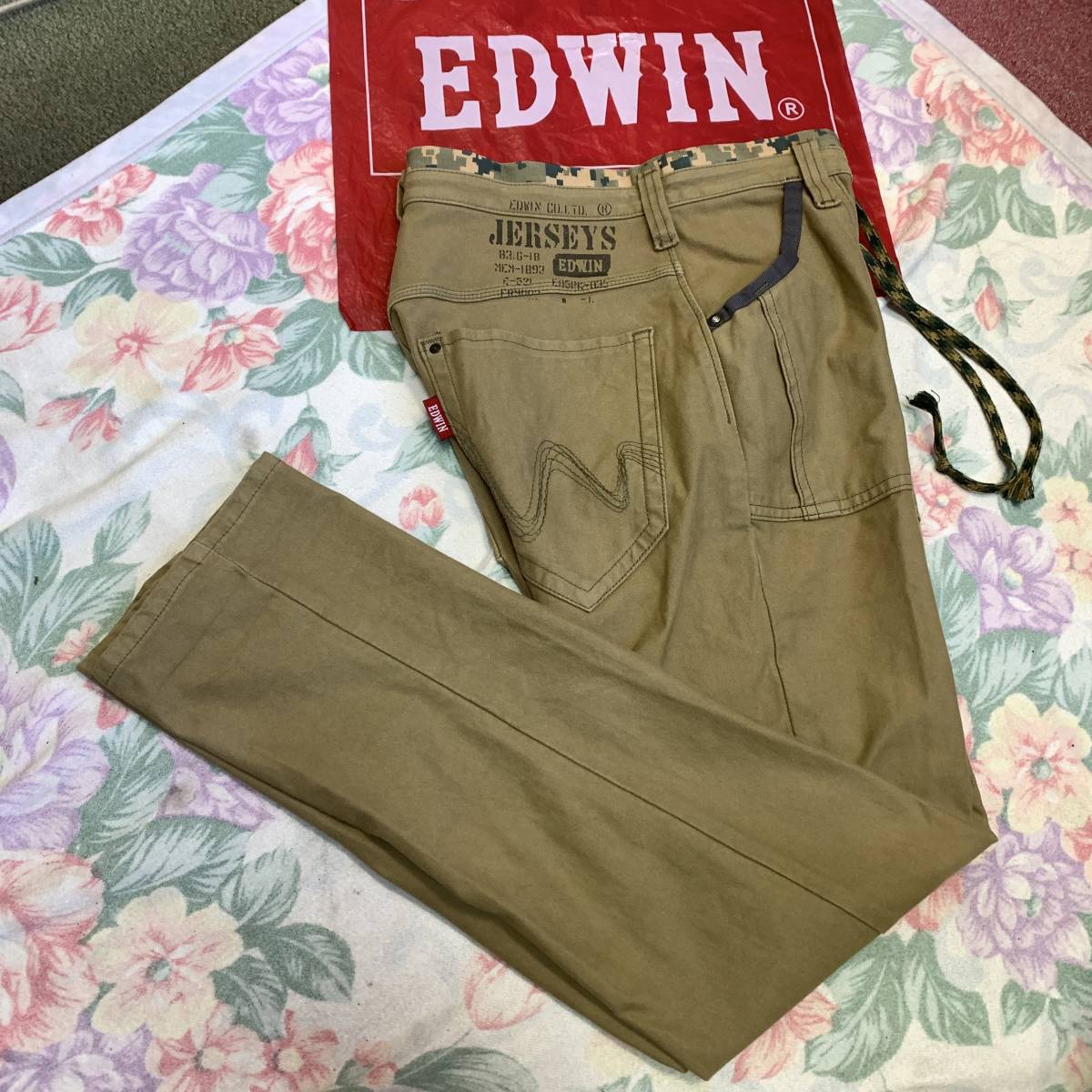 /サイズS/78 82cm 日本製/EDWIN JERSEYS ERM003 秋冬モデル/すごい楽.ウエスト伸縮/6P/ストレッチパンツ ベージュ系(80cm～)｜売買されたオークション情報 ...