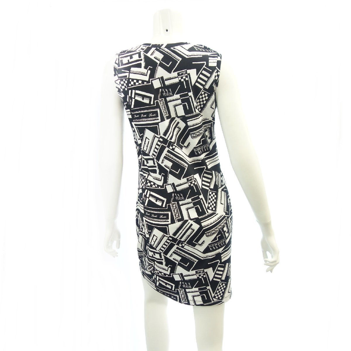 フェンディ ワンピース 総柄 レディース ブラック 44 FENDI AFB6(ワンピース（ミニ）)｜売買されたオークション情報、yahooの ...