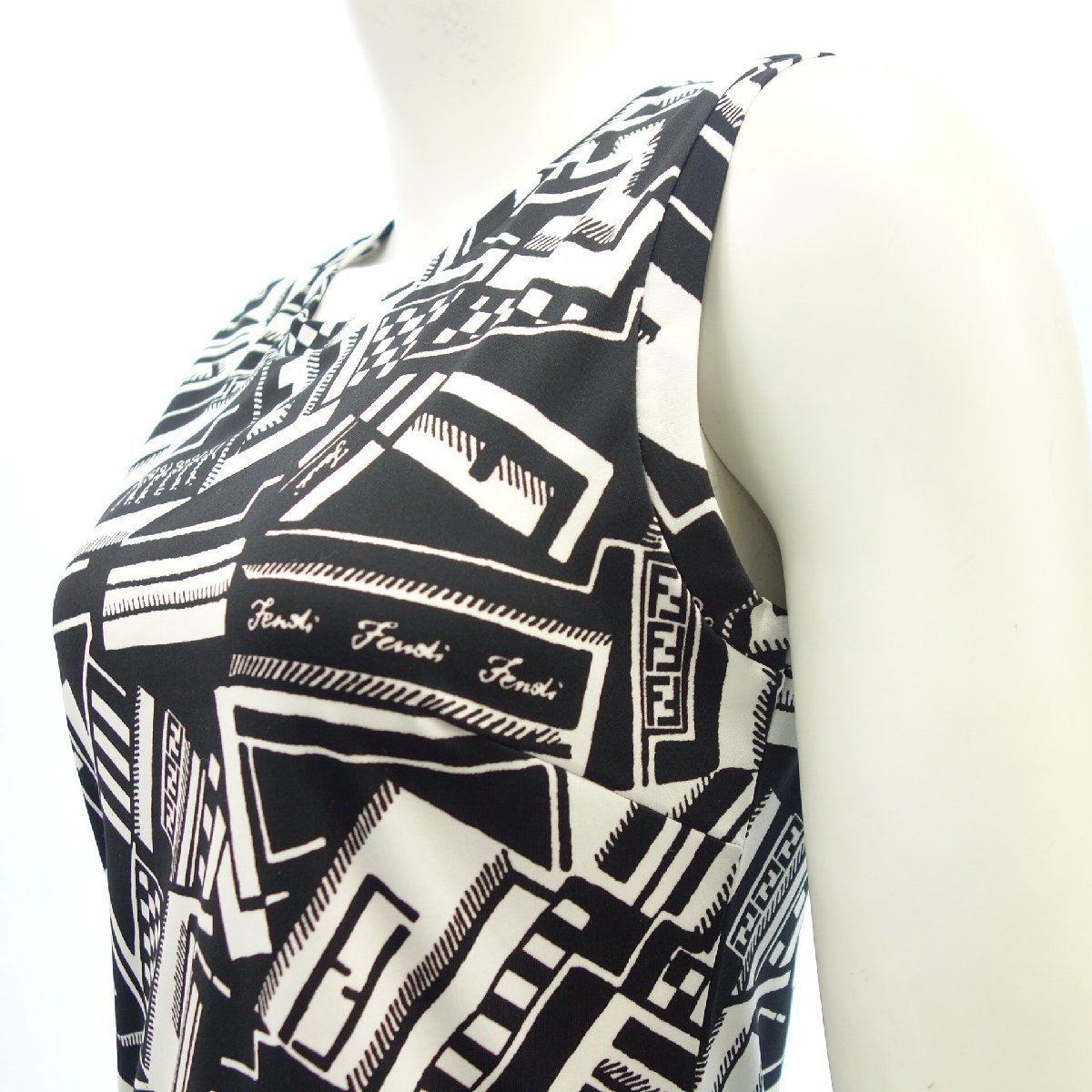 フェンディ ワンピース 総柄 レディース ブラック 44 FENDI AFB6(ワンピース（ミニ）)｜売買されたオークション情報、yahooの ...