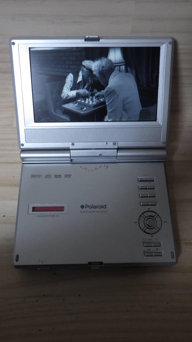 A704 Polaroid ポラロイド PDJ-0722 ポータブルDVDプレーヤー /(ポータブルプレーヤー)｜売買されたオークション情報 ...