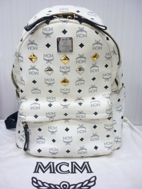 MCM エムシーエム リュックサック ロゴ 白 スタッズ バックパック MWK0AVE52WO001 221163(かばん、バッグ)｜売買されたオークション情報、yahooの商品情報を ...