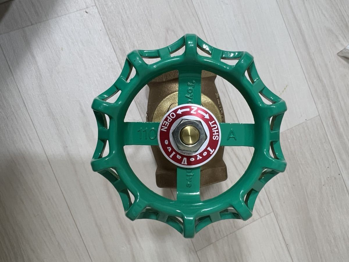 東洋 バルブ ゲート 青銅 ねじ込み形仕切弁 TOYO RED-WHITE 150-2 50A(工事用材料)｜売買されたオークション情報 ...