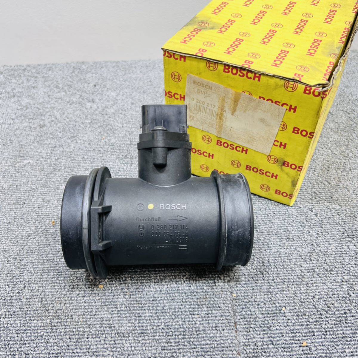 230227-26 BOSCH BENZ ベンツ W202 Cクラス エアマスセンサー エアフロメーター 0280217114/ ...