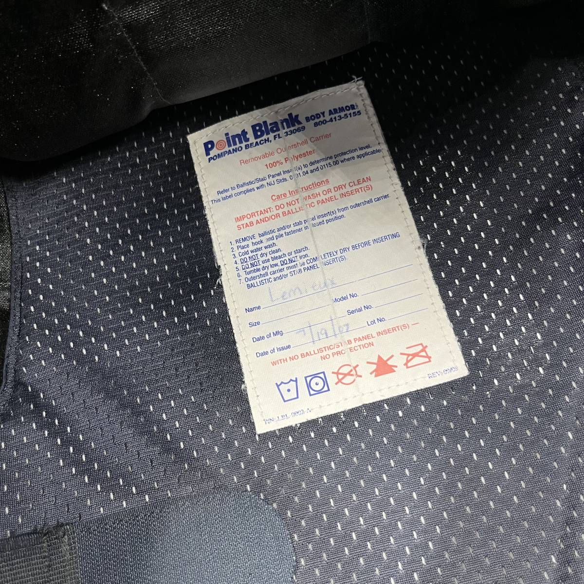 実物 POINT BLANK ポイントブランク ボディーアーマー R20D LE BOSTON POLICE LAPD NYPD SFPD FBI DEA ATF(戦闘服)｜売買された ...