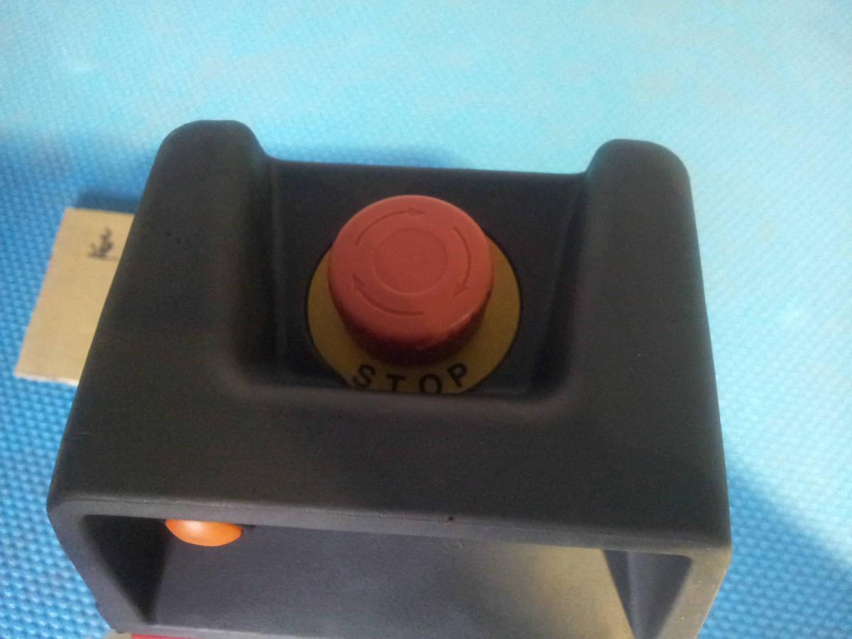 UNIC ユニック クレーン ラジコン リモコン 送信機 RCM-500 R5-5-15(その他)｜売買されたオークション情報、yahooの ...