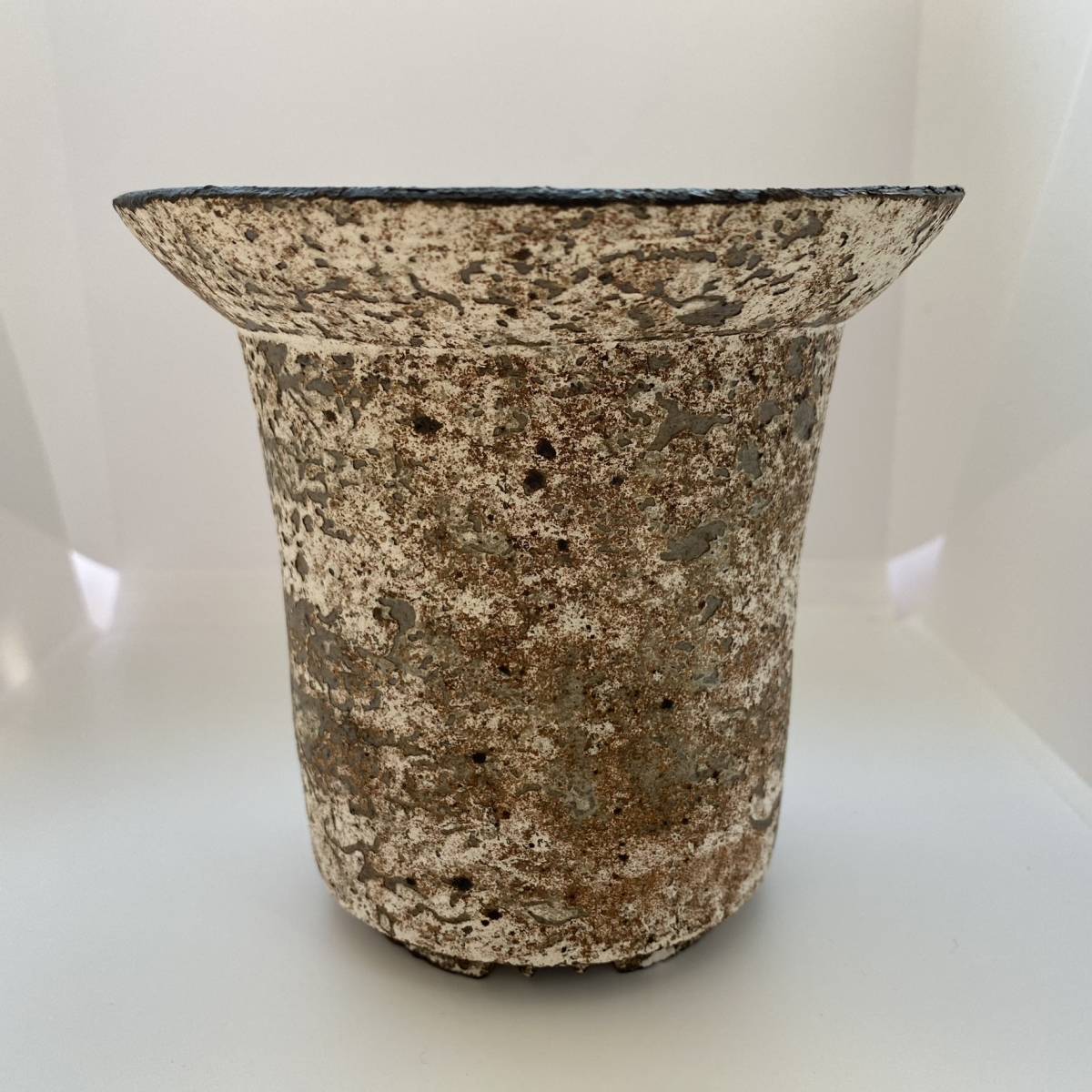 invisible ink BASIC Pot. Grunge XS／植木鉢 鉢 invisibleink インビジブルインク(鉢)｜売買され ...