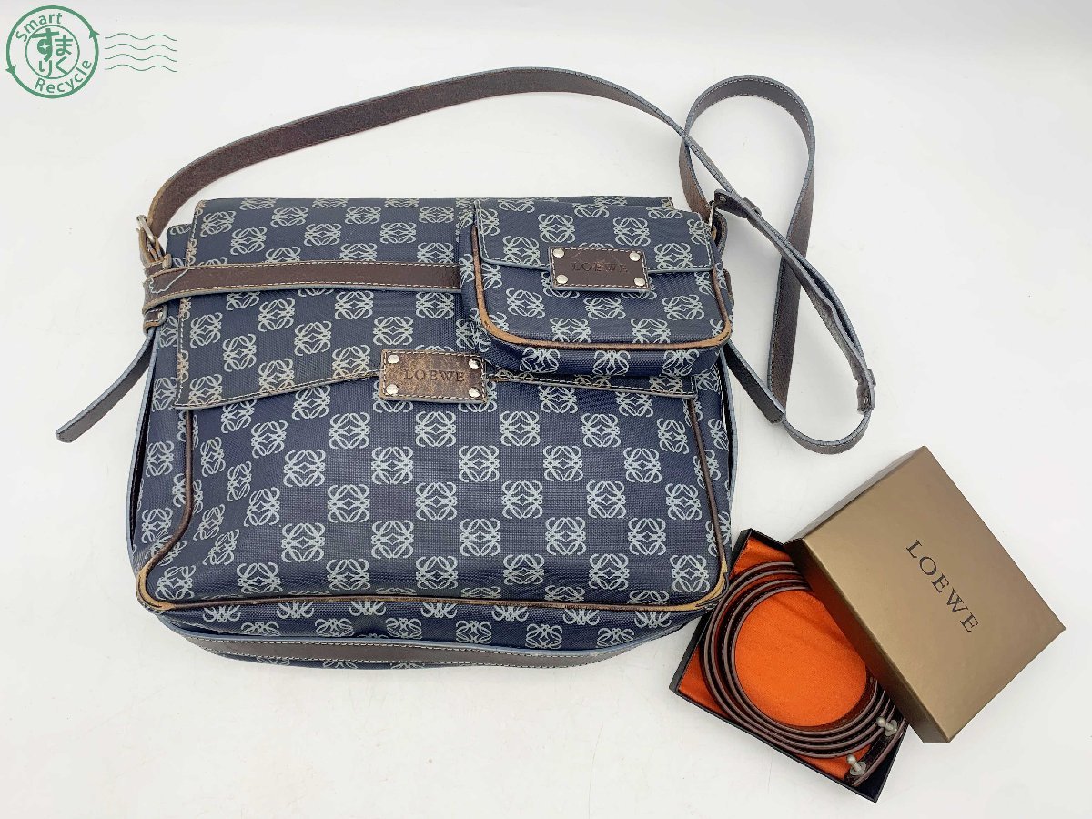 06281391 LOEWE ロエベ 290410 ショルダーバッグ ポケッツ シリーズ アナグラム ブランド品 ポーチ ストラップ付 ...