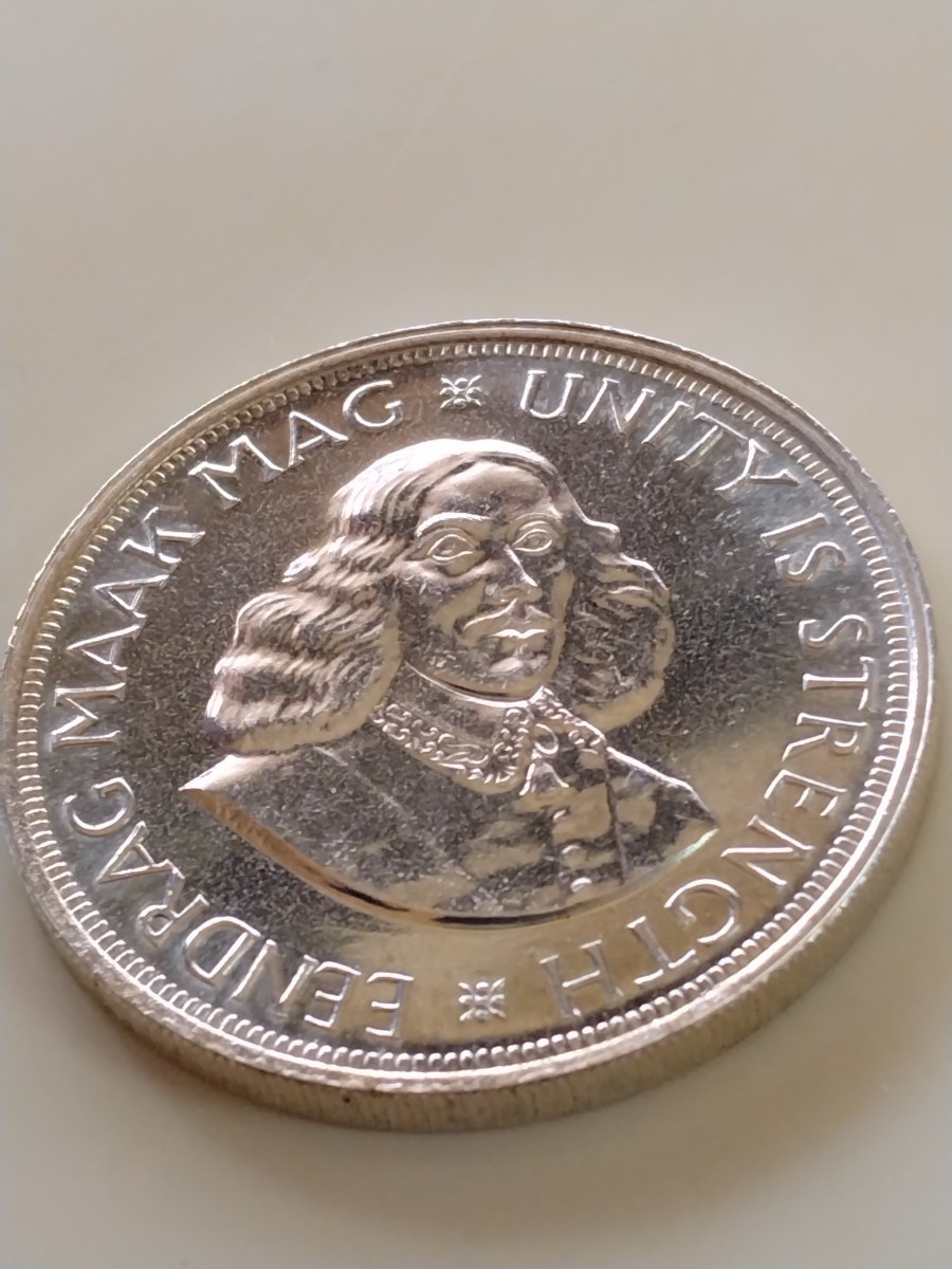 南アフリカ 1964 50セント銀貨 Jan van Riebeeck(アフリカ)｜売買されたオークション情報、yahooの商品情報をアーカイブ公開 - オークファン（aucfan.com）