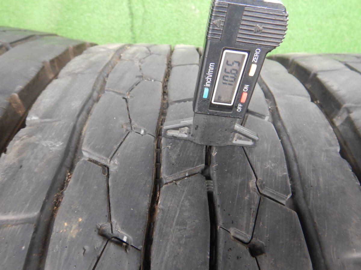 DUNLOP ENASAVE SP688 245/70R19.5 136/134J 残り溝:4本10.4mm/2本9mm/2本8.5mm以上 ...