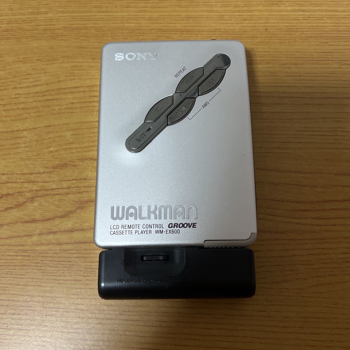 SONY WALKMAN ウォークマンWM-EX600 動作不明 ジャンク(再生専用)｜売買されたオークション情報、yahooの商品情報を ...
