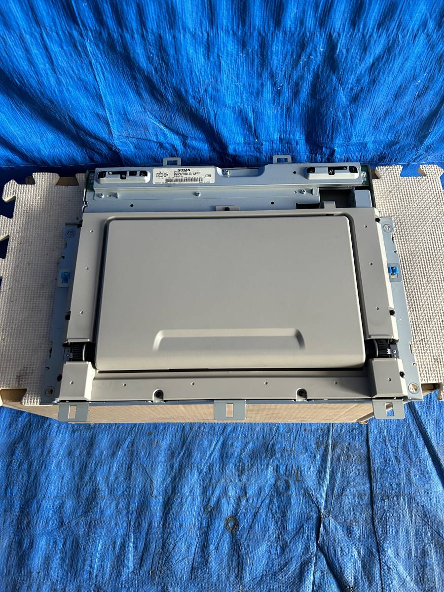 エルグランド TE52 E52 日産純正 フリップダウンモニター リモコン付き DP11W V3000V 280A0A(10インチ未満)｜売買されたオークション情報、yahooの商品情報を ...