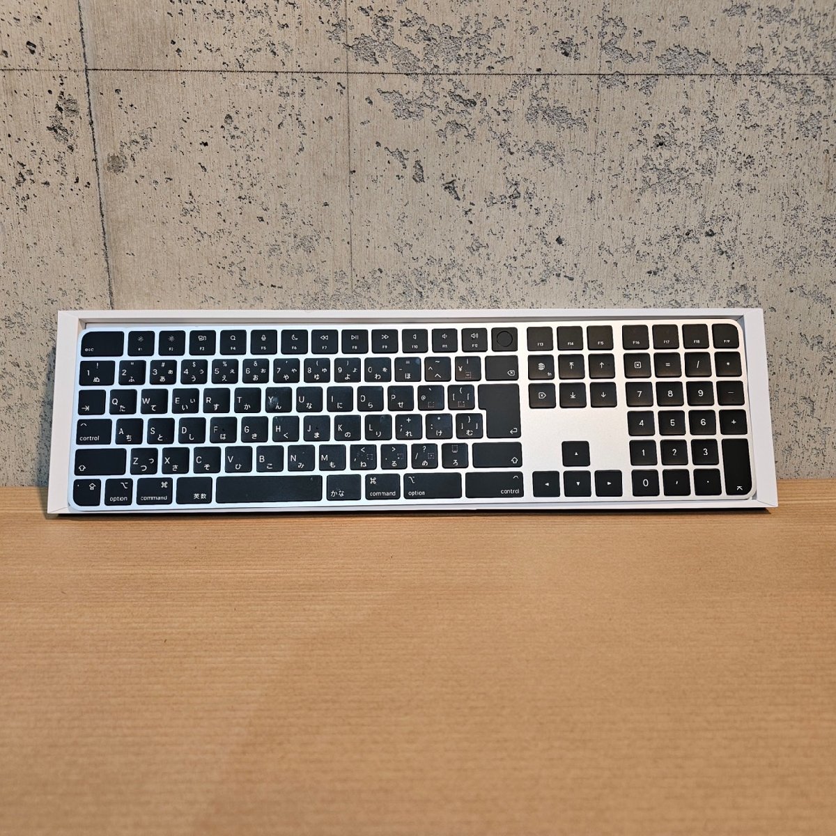 Apple/アップル Magic Keyboard/マジックキーボード 日本語 テンキー付き MMMR3J/A Model:A2520 Mac ...
