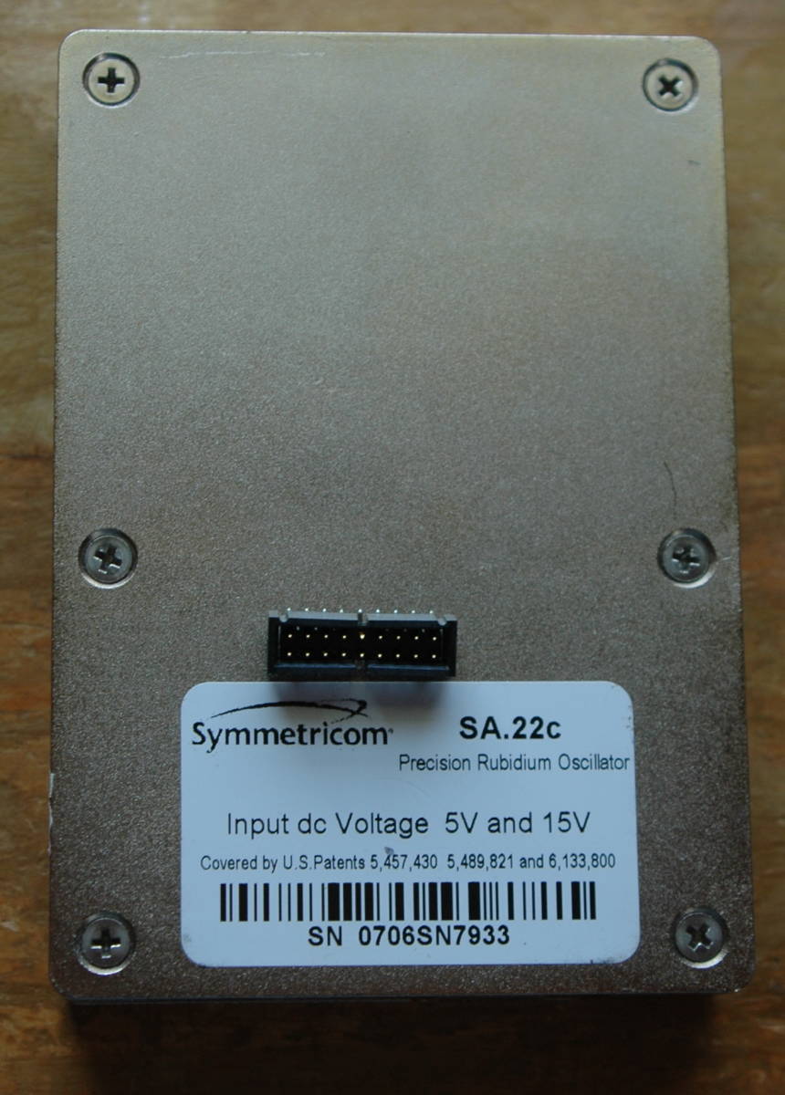 Symmetricom SA22c ルビジウム発振器 現在の出力設定周波数は600HZ 教材として ①(その他)｜売買されたオークション情報 ...